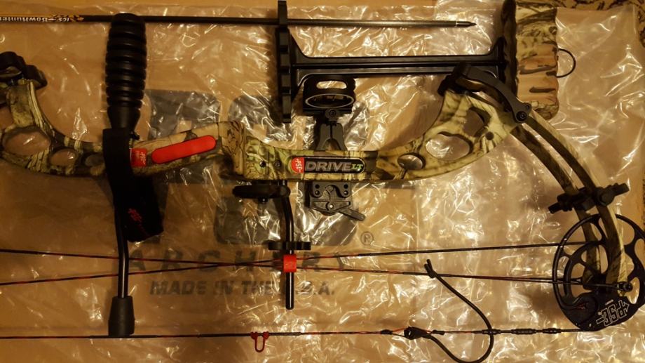 PSE Drive LT Pro series složeni (compound) luk-komplet field ready