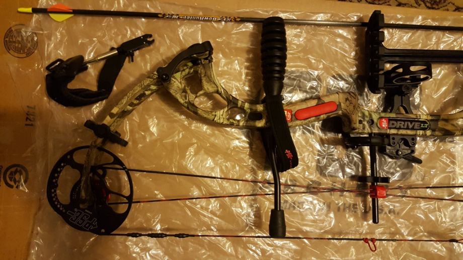 PSE Drive LT Pro series složeni (compound) luk-komplet field ready