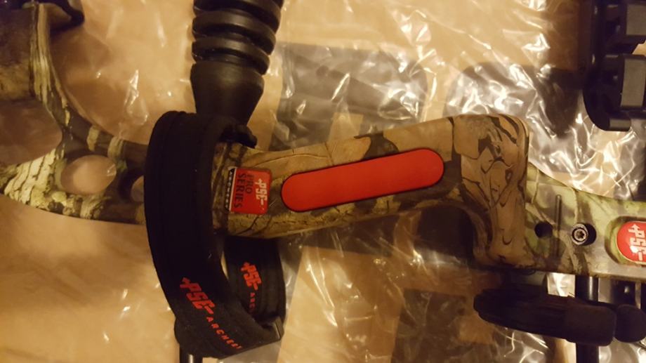 PSE Drive LT Pro series složeni (compound) luk-komplet field ready