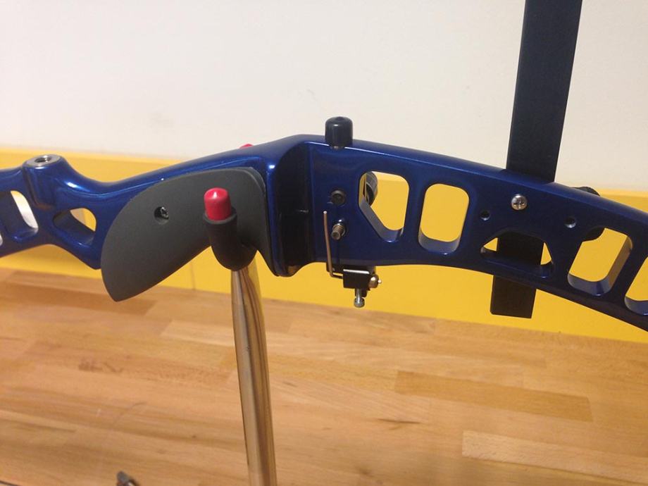 Olimpijski luk SF Forged+ 25 RH + krakovi + nišan