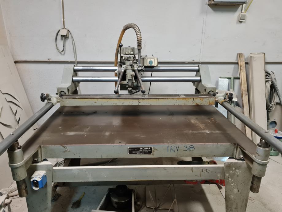 STROJ ZA GRAVIRANJE SLOVA INCIMAR MC 1000