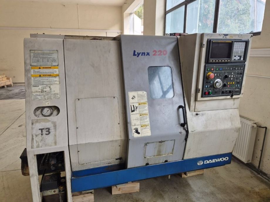 CNC Tokarilica sa alatima DAEWOO Lynx 2200