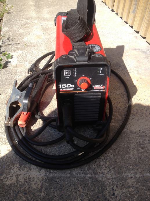 Aparat za zavarivanje inverter Lincoln invertec 150S PROFI u Daruvaru