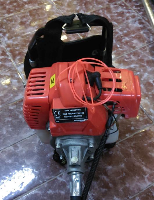 BENZINSKI TRIMER MBK INDUSTRIE CG430,ISPRAVAN, MALO KORIŠTEN!!!