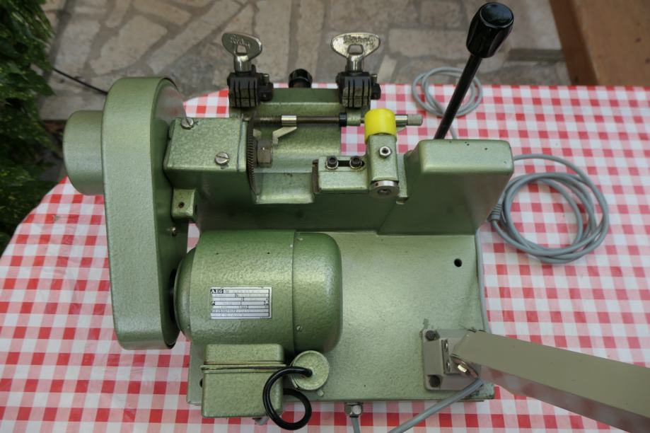 Borkey 954-3 alat za izradu ključeva