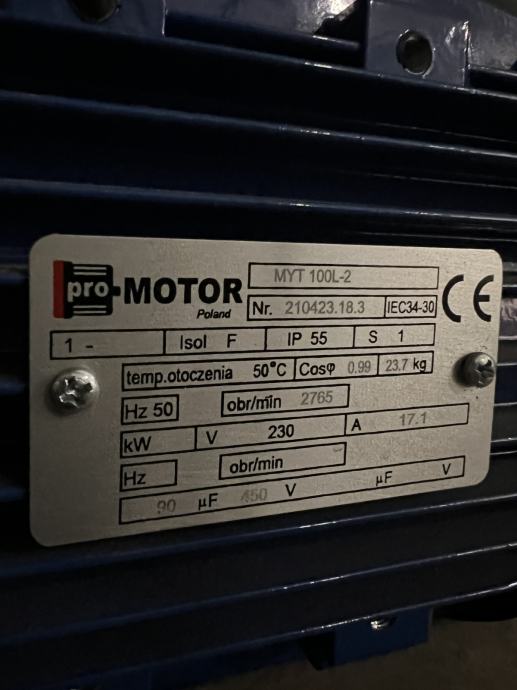 Elektromotor 3 kW 220 V