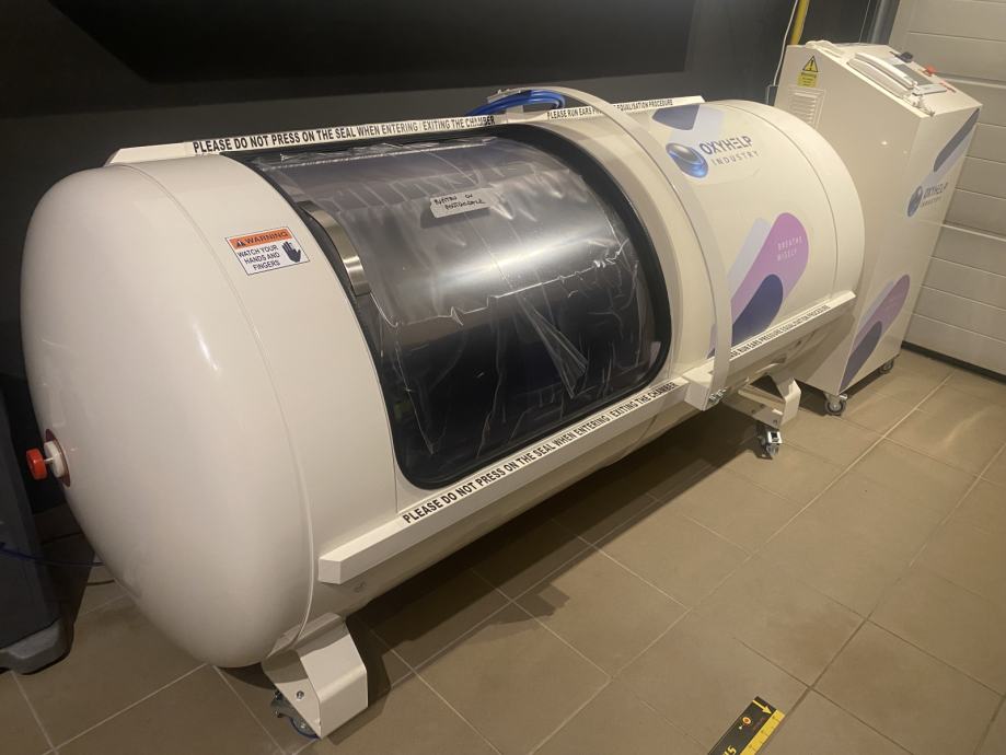 Hiperbarična kisikova komora - hyperbaric oxygen chamber