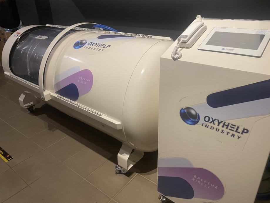 Hiperbarična kisikova komora - hyperbaric oxygen chamber