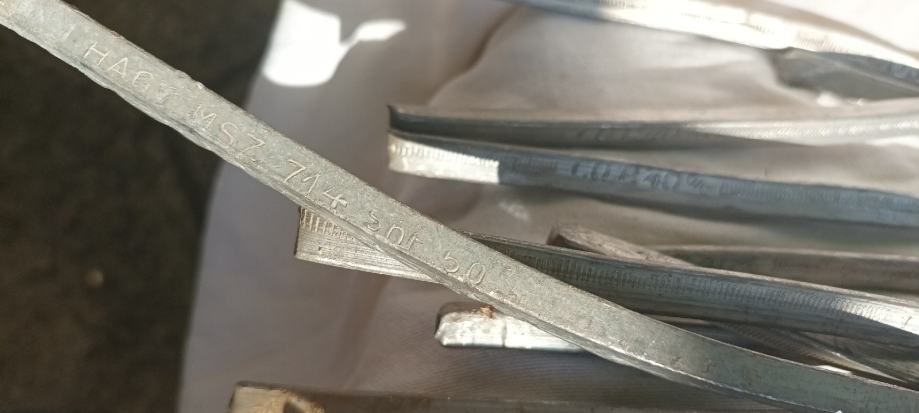 kositar 40% jedno 4 do 5 kg