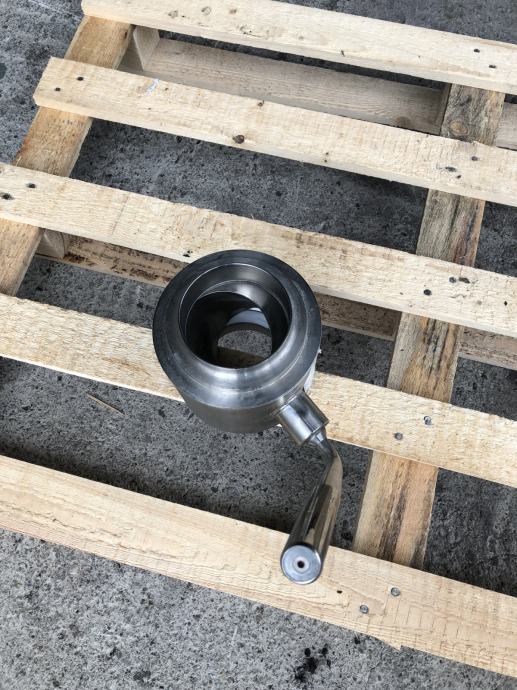 Kuglasti ventil DN100 inox - OVRHA - HITNO PRODAJEMO