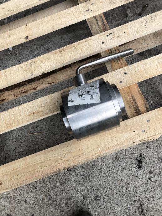 Kuglasti ventil DN100 inox - OVRHA - HITNO PRODAJEMO