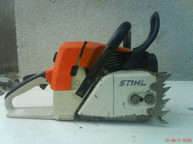 motorna pila stihl 440 ms