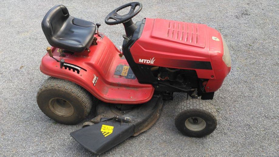 MTD traktor kosilica