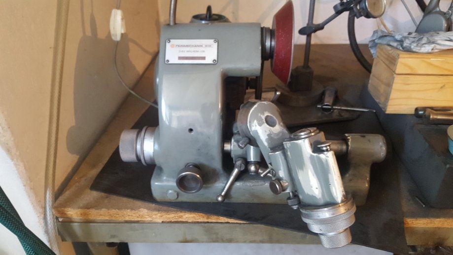 NAGIBNA BRUSILICA SA OPREMOM (trofazna)