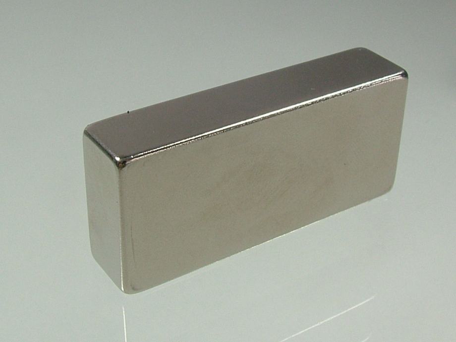 NEODYMIUM MAGNET