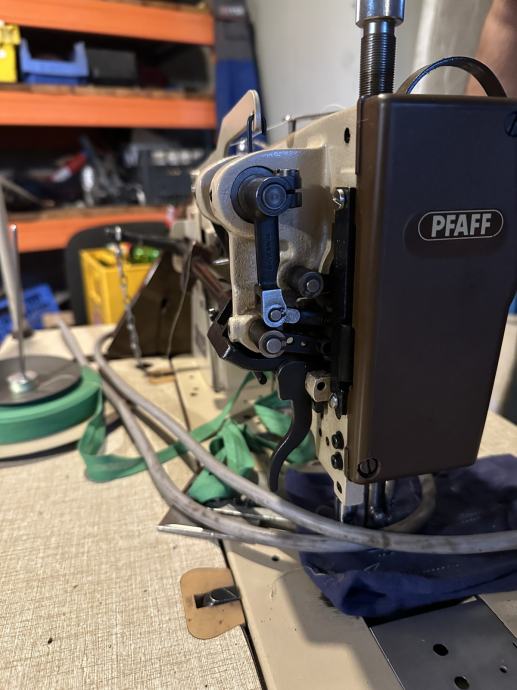 Pfaff 1245 - šivaća mašina