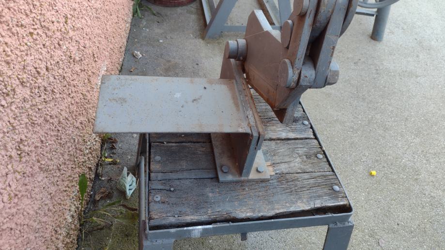 Pigerica,škare za lim i savijačica za cievi i limove