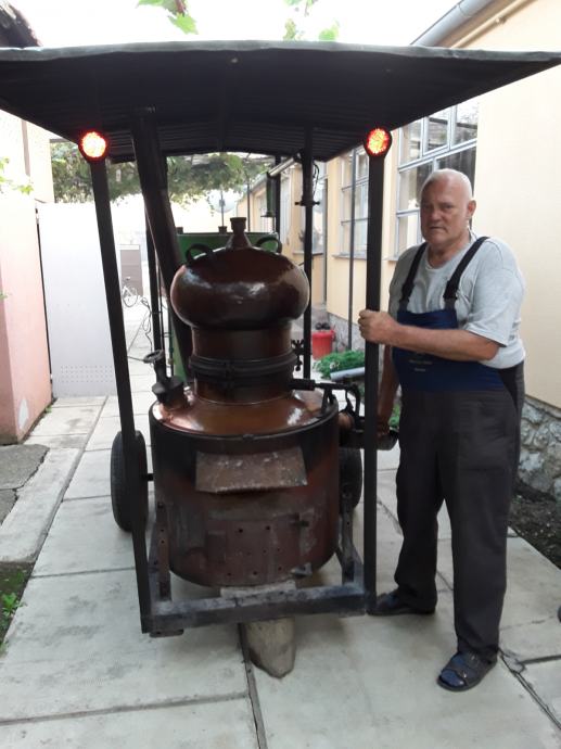 Prodajem Veseli Stroj Kazan 100 L