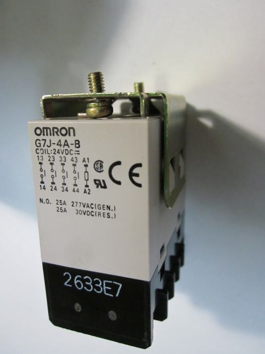 RELEJ OMRON G7J-4A-B 4xno ZA 25A SVITAK 24VDC/83mA SA NOSAČEM(OSIJEK)