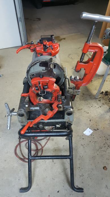 RIDGID 1233 , strojna nareznica do 3