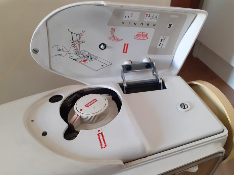 Singer 700 - šivaća mašina