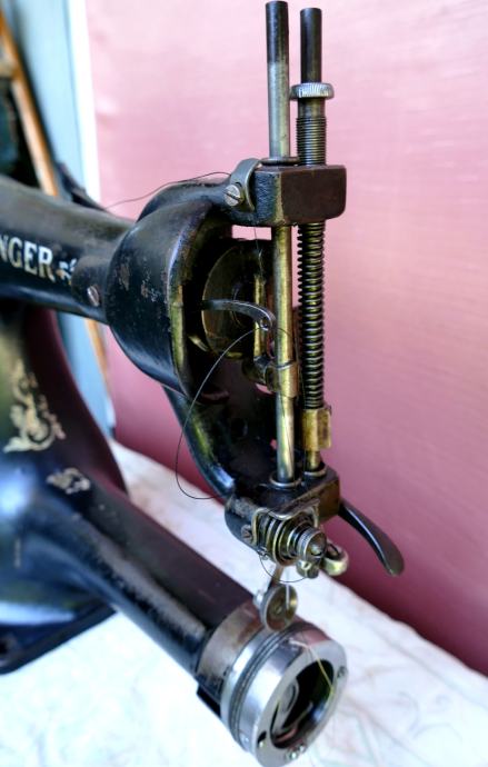 Šivaća mašina za kožu SINGER 18-3,postolarska mašina, ispravna