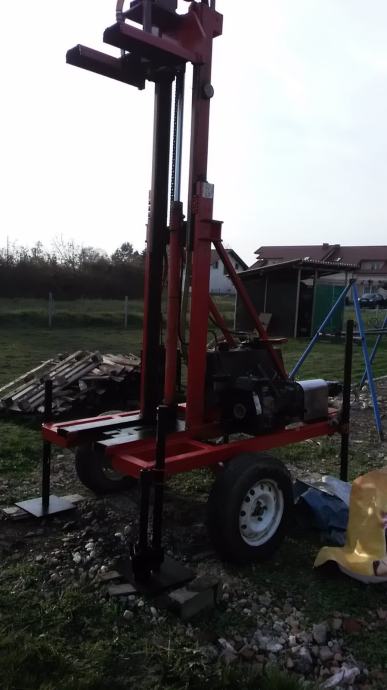 Stroj za busenje bunara