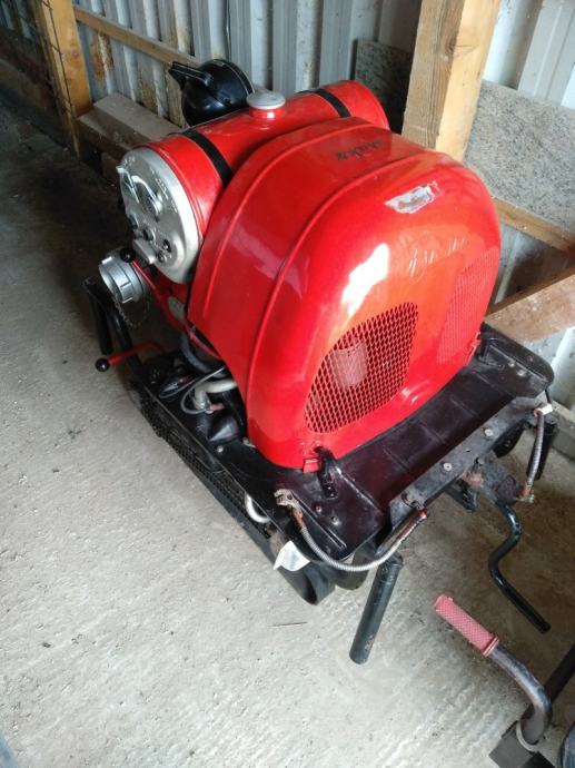 Stroj za busenje bunara