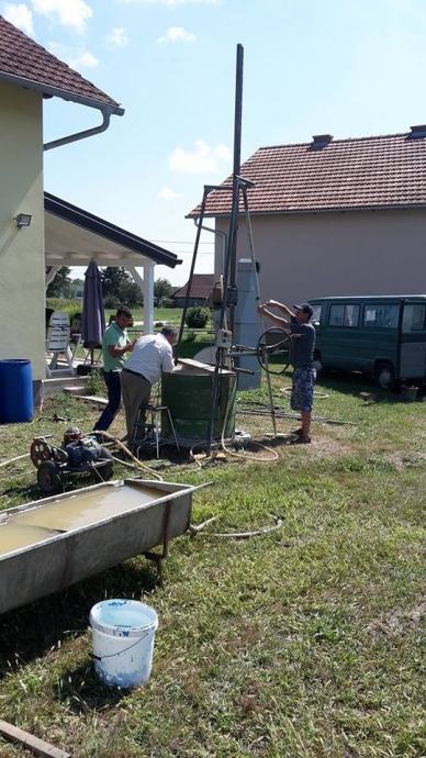 stroj za bušenje bunara