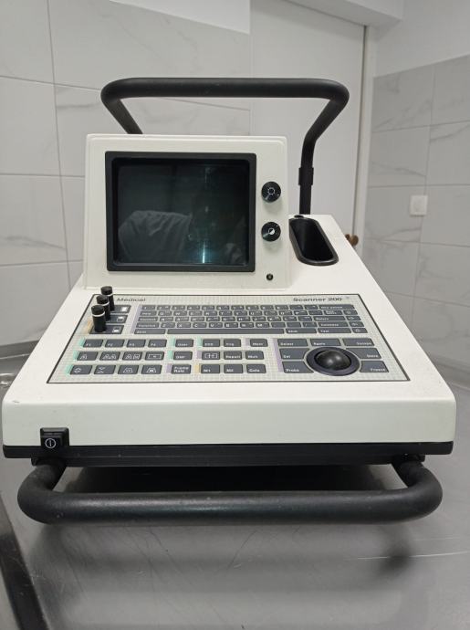 Ultrazvuk Pie Medical Scanner 200
