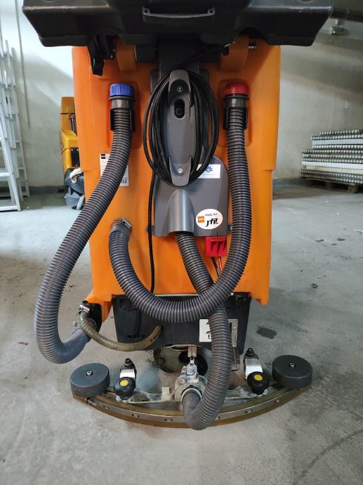 TASKI Swingo(49) 1250B stroj za pranje,čišćenje i usisavanje podova