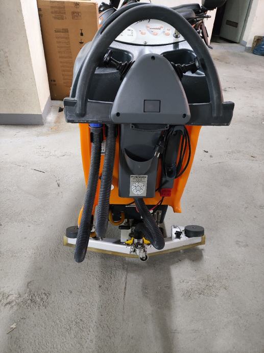 TASKI SWINGO 1255B -stroj za čišćenje i pranje podova