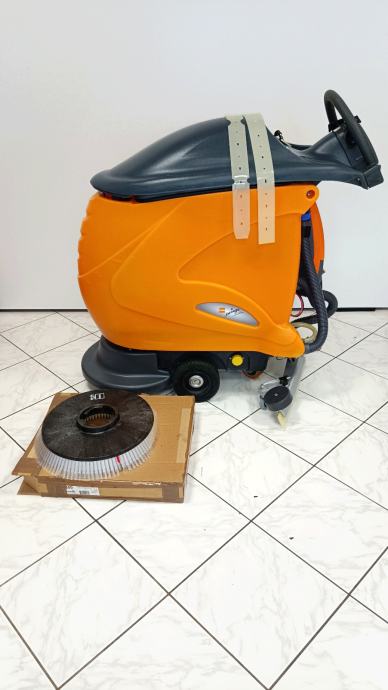 Taski Swingo 755B stroj za pranje podova
