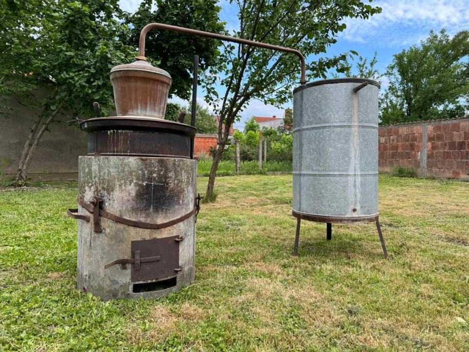 Kazan za rakiju/veseli stroj