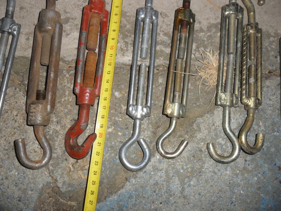 Španeri ili natezači žice 22 kom.