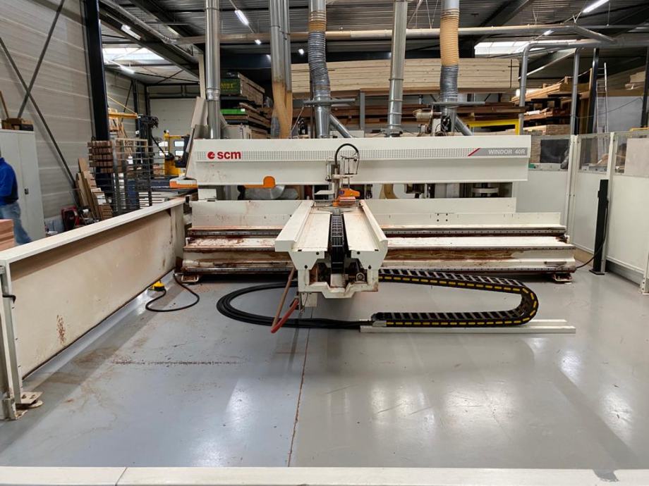 CNC KUTNI CENTAR SCM WINDOR 40R