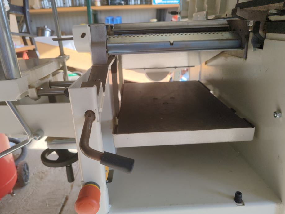 Kombinirani stroj za obradu drva SCM Minimax lab 300p