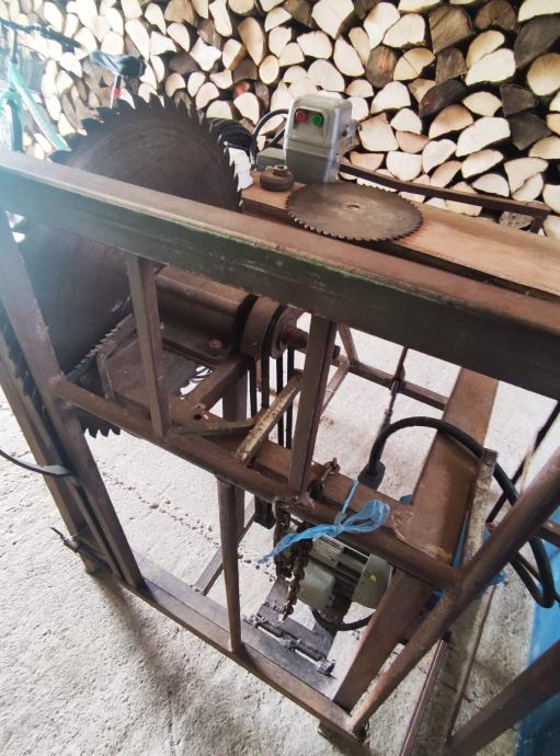 Prodajem pilu za rezanje drva