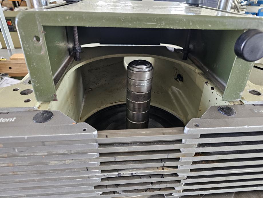 Stolarski frezer Scm T150