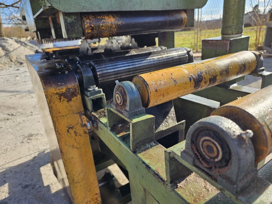 višelisni cirkular, podstolni štucer