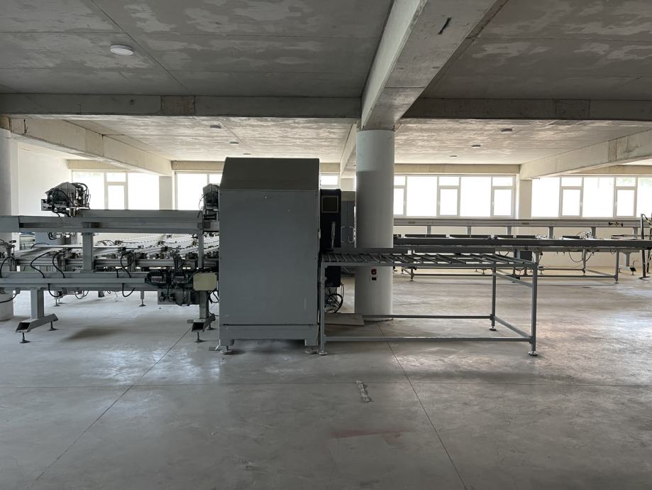 PVC Strojeve ! Rabljeni Obradni Centar Murat za Rezanje