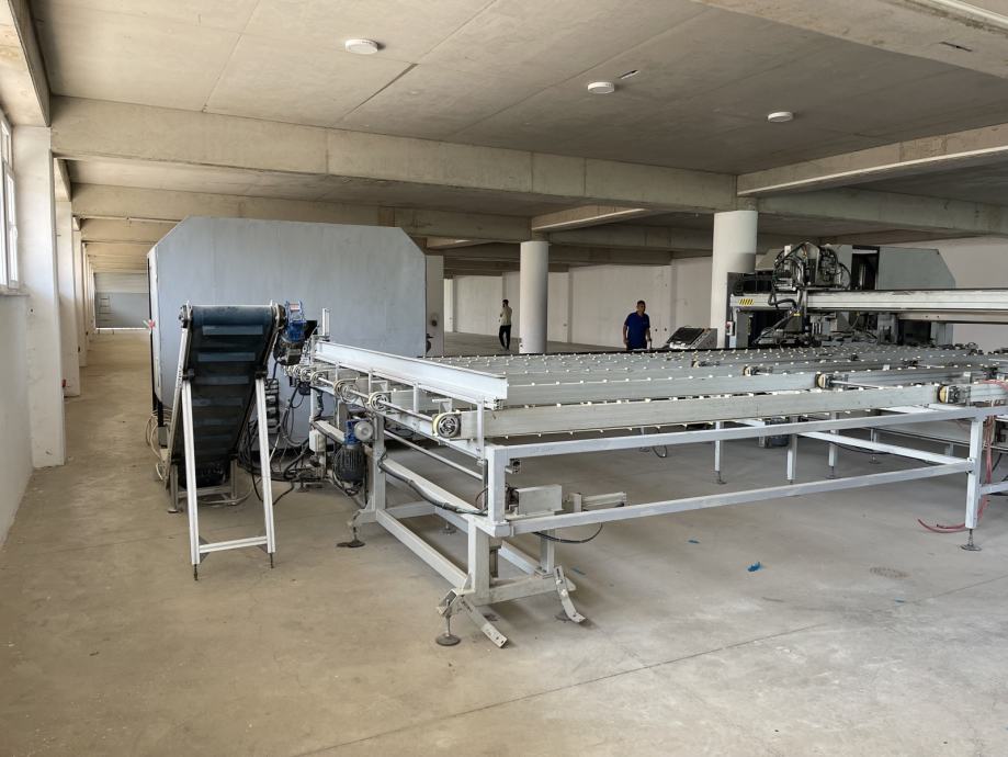 PVC Strojeve ! Rabljeni Obradni Centar Murat za Rezanje