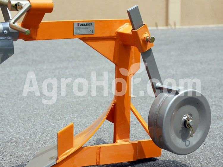 40 cm jednostruki plug za mali traktor (min. 12KS) / Deleks DP16