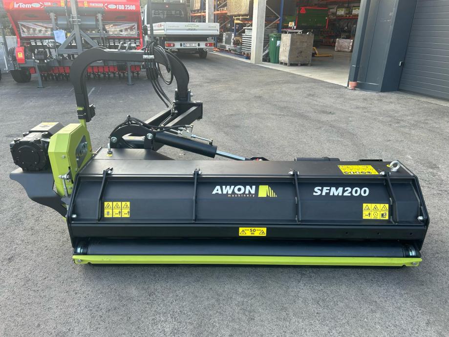 Awon SFM 200 - bočni malčer