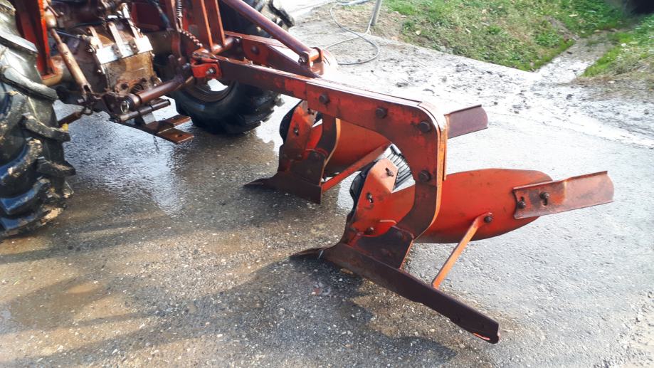 Dvobrazni Plug Imt 756 visoki klirens