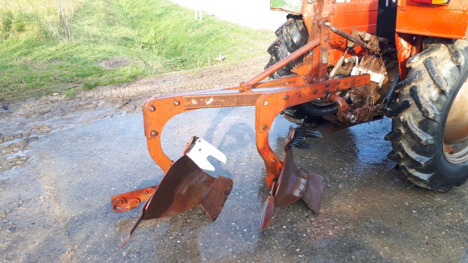 Dvobrazni Plug Imt 756 visoki klirens