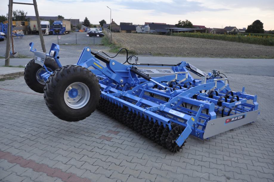 KOMPAKTOR NAMYSLO MILAN 500H