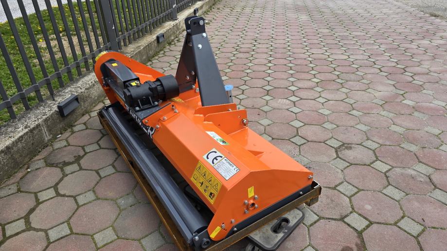 Malčer za Traktor FARMER EF- 145-4