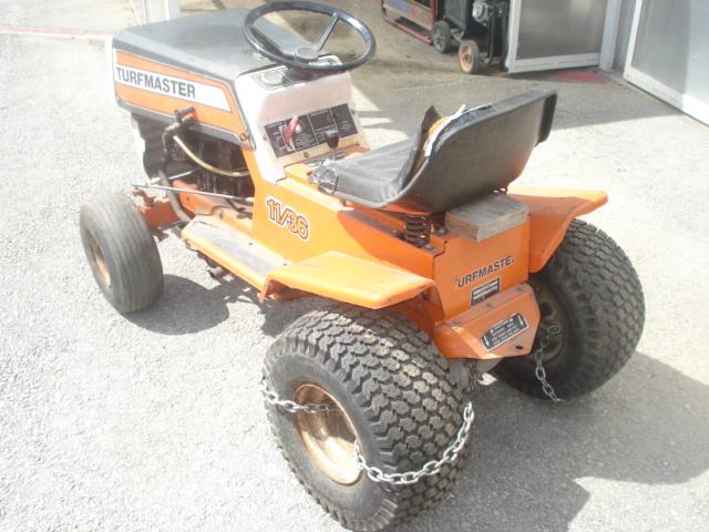 MALI TRAKTOR TURFMASTER 11/36 MOTOR BRIGSS & STRATTON 8 HP