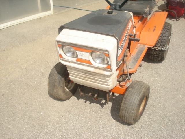 MALI TRAKTOR TURFMASTER 11/36 MOTOR BRIGSS & STRATTON 8 HP